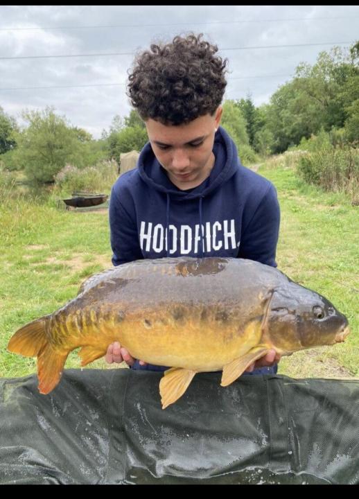 27.5 pound mirror first ever fish | Total Carp